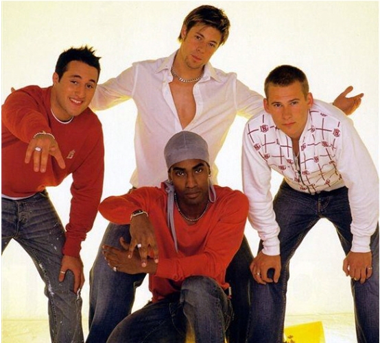 Blue블루 - Fly By II.노래.가사 : 네이버 블로그