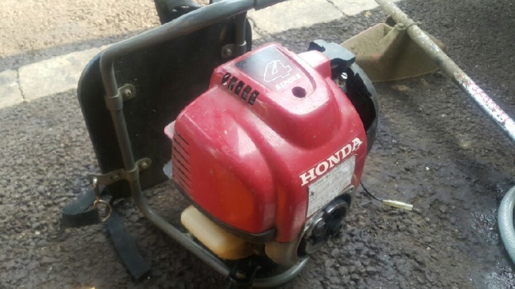 혼다서비스지정점 4싸이클 예초기 GX35T 제팬넥스트 원심클러치와 클러치 드럼 교환 : 네이버 블로그