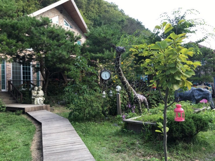 가평 어린 왕자의 나무별 수영장 펜션 티크 룸 후기별비치 워터파크 네이버 블로그