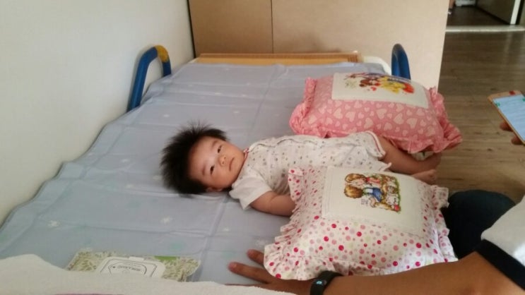 생후101일100일의 기절과 기적을 같이 보여준 너 아기침대낙상사고ㅠ 네이버 블로그
