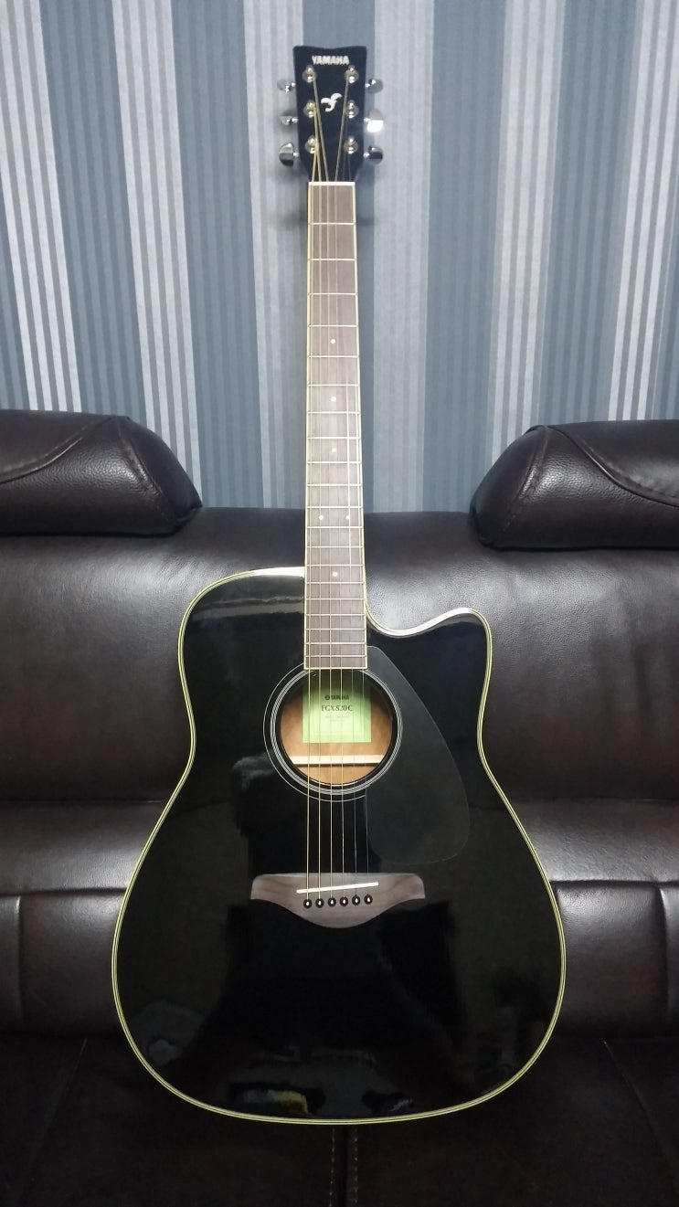 야마하 FGX 820C BK 탑솔리드 리뷰 #1 - 마감, 목재, 외형, 세팅 편 : 네이버 블로그