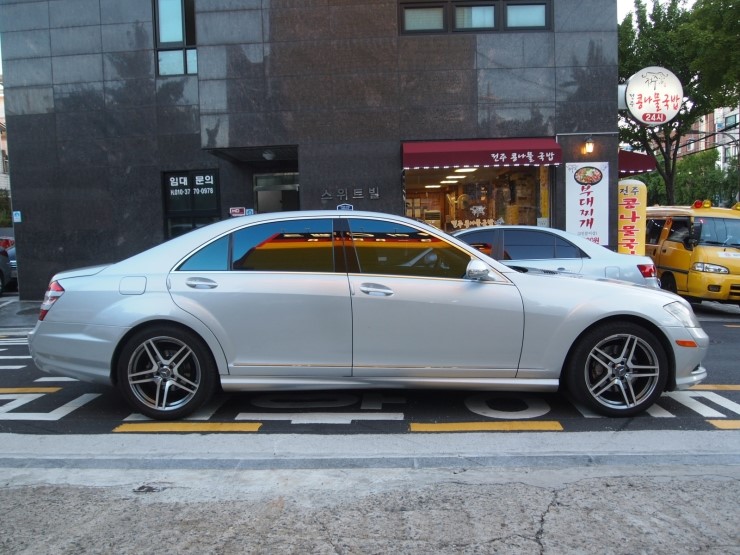 벤츠전문 카젠모터스 S550 W221 사이드 파킹 브레이크 경고등 및 주차시 소음에 의한 점검 후 리어 사이드 파킹