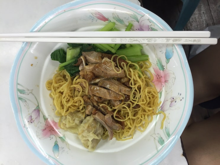 태국여행 방콕 사판탁신역 로빈슨 백화점 로빈슨 백화점 밀크티 100년 전통 국수 맛집 쁘따작 네이버 블로그