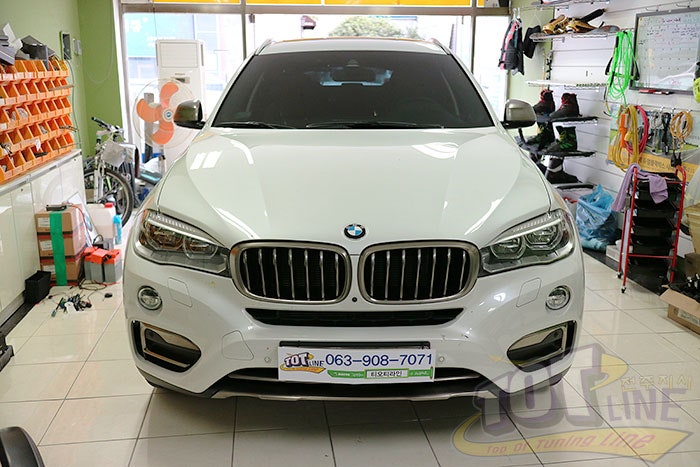 BMW F16 X6 블랙박스 아이패스 ITB-7000FHD, 리튬인산철 보조배터리 퀀텀프로 전주블랙박스 전문점 티오티라인 깔끔하게 시공받으세요 BMW 정품 룸미러 하이패스 ...