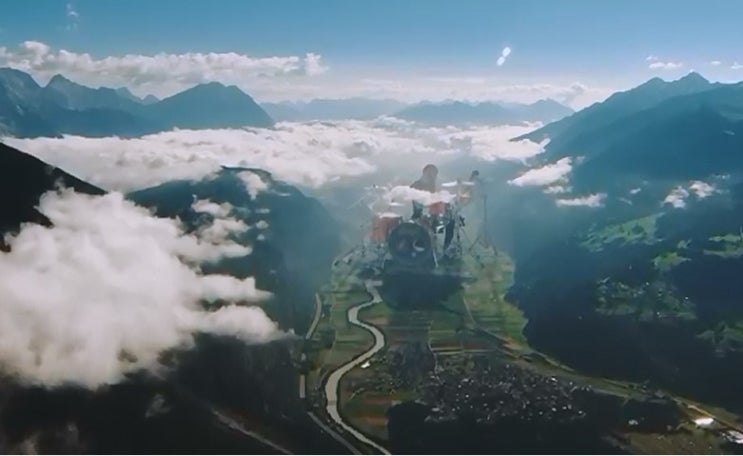 Coldplay - Up&Up (가사/해석/뮤비/) 아름답고 환상적인 뮤비 : 네이버 블로그