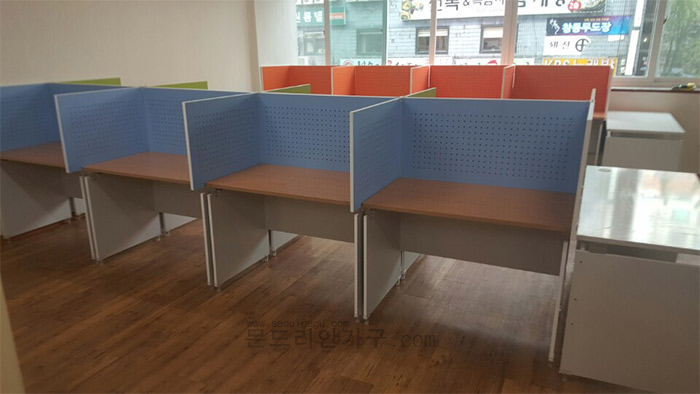 사무실 책상, 스크린파티션 칼라별로 예쁘게 꾸며보세요 : 네이버 블로그