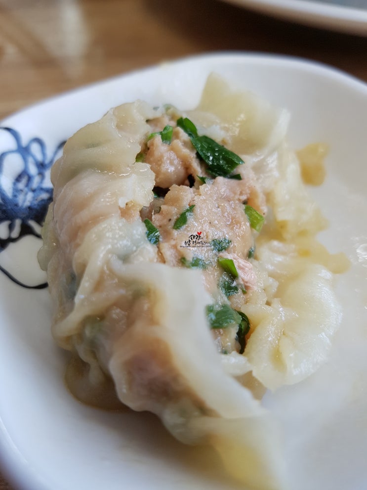 신촌 맛집 이대 미스터 서왕만두 육즙 폭발 맛있는 화상 만둣집 네이버 블로그