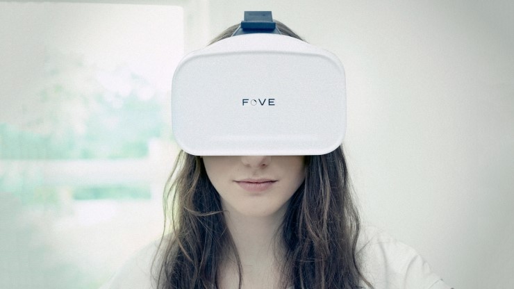 킥스타터에서 주목 받았던, 일본의 시선 추적 형 VR 헤드셋 ‘FOVE 0 “예약 판매 개시 : 네이버 블로그