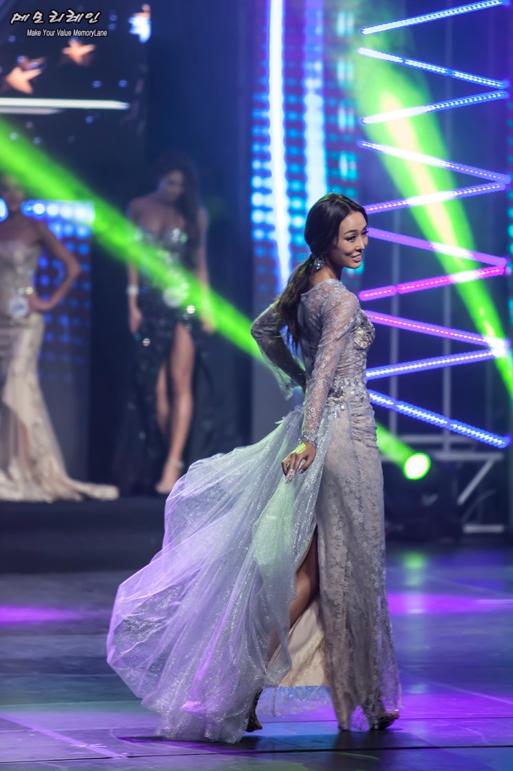 [WBFF 아시아 챔피언쉽] 디바 비키니 모델 +35 부문 2라운드 210번 이성진 선수 : 네이버 블로그