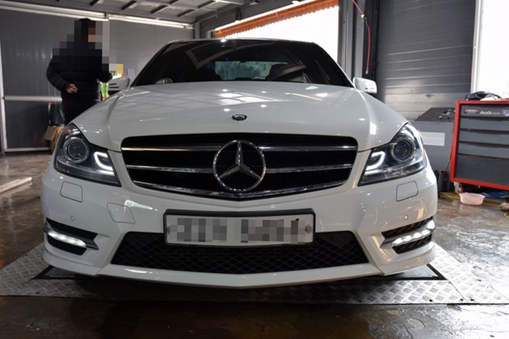 벤츠 C 클래스 신형 핸들 장착 벤츠 신형 핸들 벤츠 Amg 핸들 교체 장착 분당 수지 광주 오포 레이브 네이버 블로그