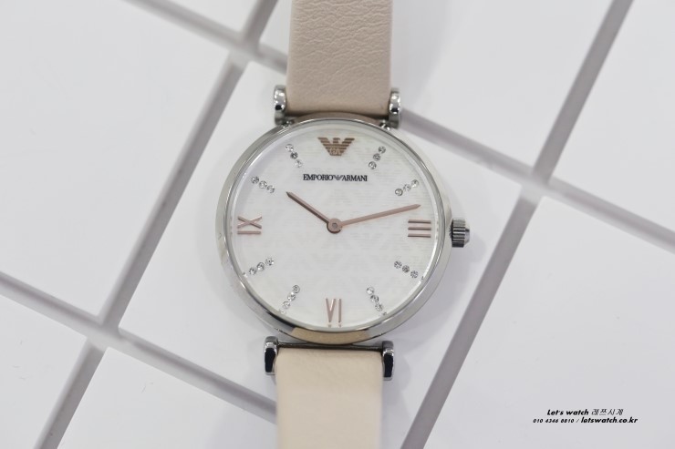 엠포리오 아르마니 여성시계 AR8039 (알마니 크리스마스 한정판) : 네이버 블로그