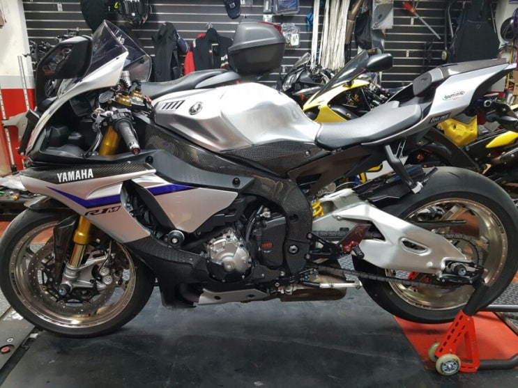 야마하 슈퍼바이크 Yzf R1m 라이테크 튜닝 프렌튜보 메쉬호수 장착 알원엠 네이버 블로그