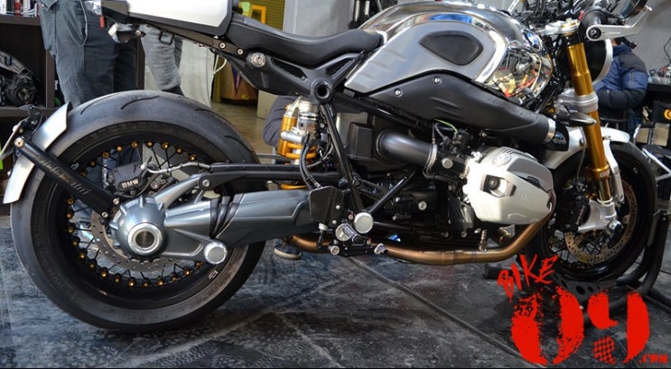 Bmw Rninet 알나인티 오토바이 리조마 분덜리히 키네오휠 브렘보19rcs 올린즈 힐텍 퀵쉬프트 장착 셋팅 대구 바이크