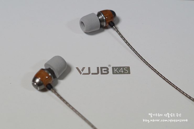 음질 좋은 최고의 가성비 이어폰, VJJB 원목하우징 이어폰 K4S (앵두나무) : 네이버 블로그