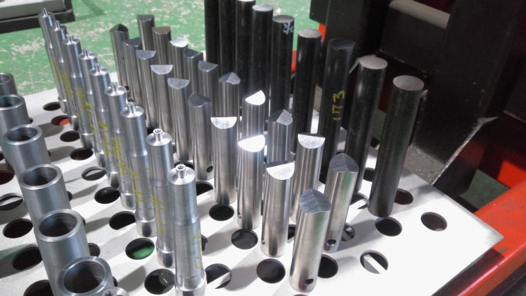 고속도공구강 SKH51, SKH55의 하이스열처리 장입 모습 : 네이버 블로그