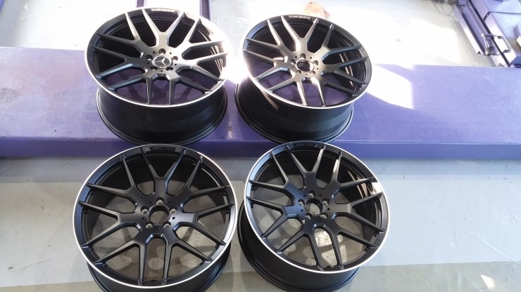 루카스로드 벤츠 W164 Ml63amg차량 Gle63amg22인치휠장착 22인치휠장착 만소리휠장착 Amg휠장착 22인치인치업