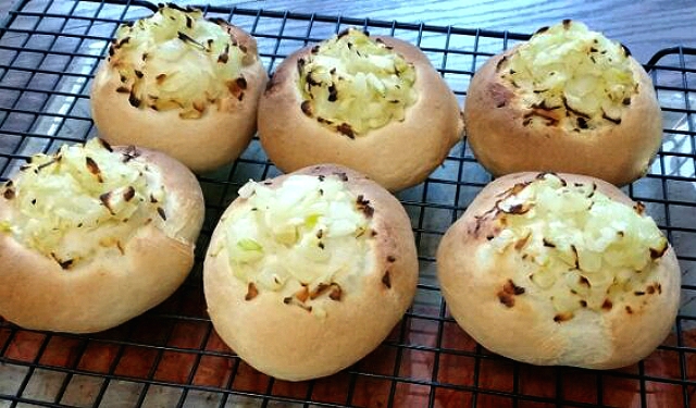 쌀베이킹 27 처음 도전하는 비알리bialy 간단히 만드는 베이글 사촌 비알리 무설탕 노버터 노계란 베이킹