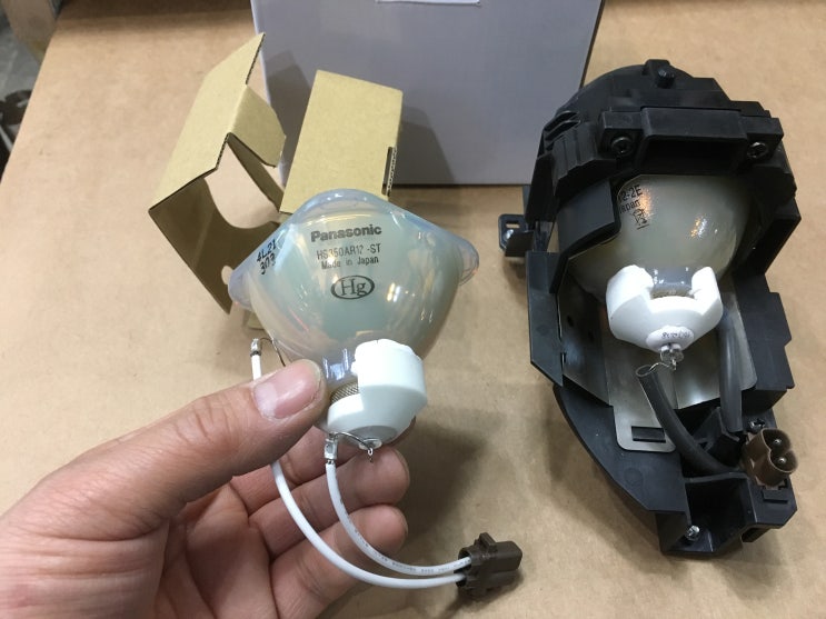 히타치,CP-X10000빔프로젝터램프교체사례입니다~DT01001,Hitachi빔프로젝터수리 : 네이버 블로그