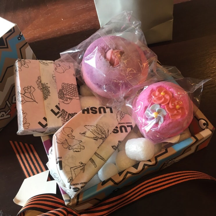 삼성동 오크우드호텔 숙박기 3편 오크우드 힐링위드미 패키지 러쉬박스 러쉬입욕제 Lush 패키지 네이버 블로그