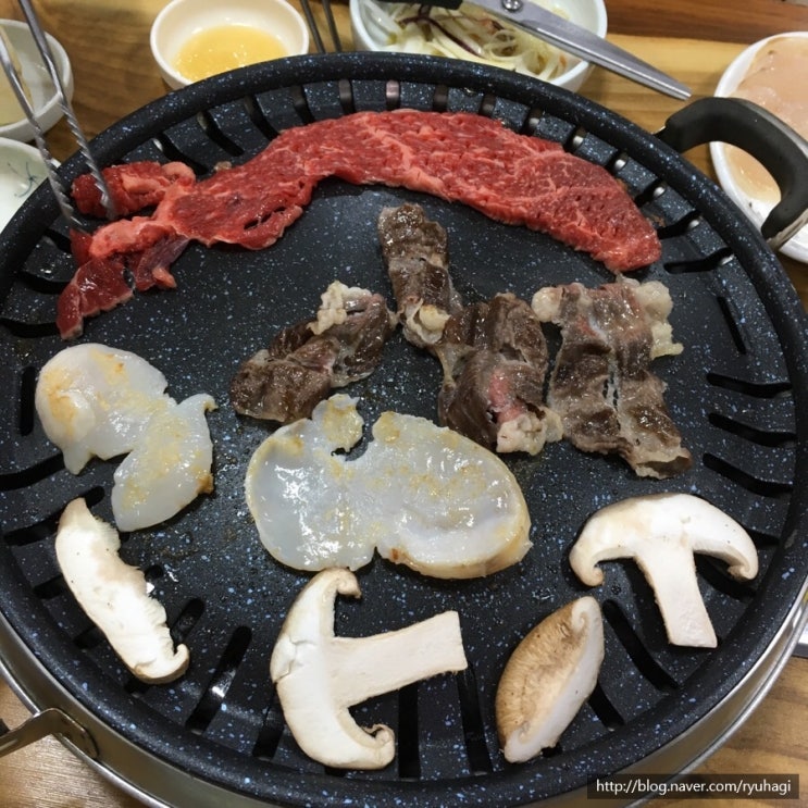 장흥 삼합 소고기 표고 관자 맛의 신세계 전라도 여행 필수 코스 장흥토요시장맛집통큰하누 한우1번지 네이버 블로그