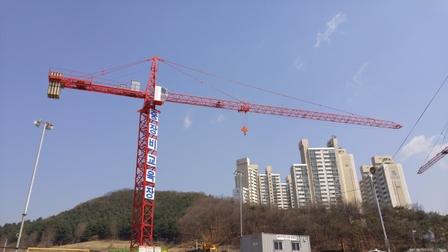 타워크레인자격증 무시험으로 취득하는 방법 무인타워크레인학원 북부신진중장비학원에서 타워크레인 지게차 굴삭기 천공기 로우더