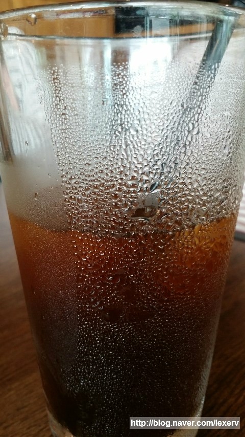 [생활속 과학현상/과학원리] 유리컵표면에 맺히는 물방울(응결) : 네이버 블로그