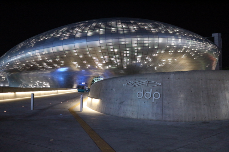 동대문 ddp, 동대문 디자인플라자 LED 장미 보며 데이트 : 네이버 블로그