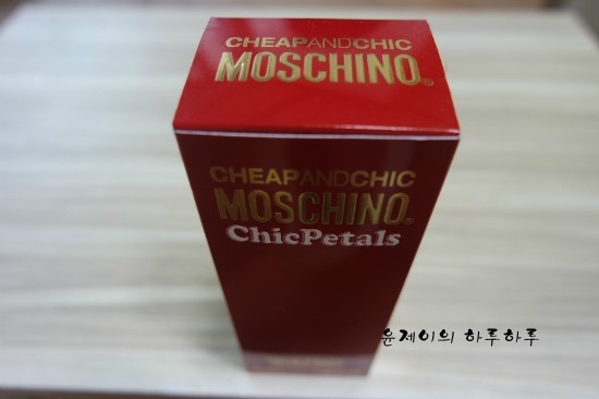 칩앤쉭 모스키노 시크페탈 오드뚜왈렛 : 네이버 블로그