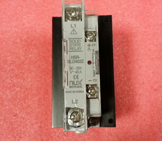 HSR-SLD402Z. Input:4~32VDC. Output:90~264VAC 40A. SSR-SOLID STATE RELAY. 방열판 무접점릴레이. 솔리드 스타트 릴레이 ...