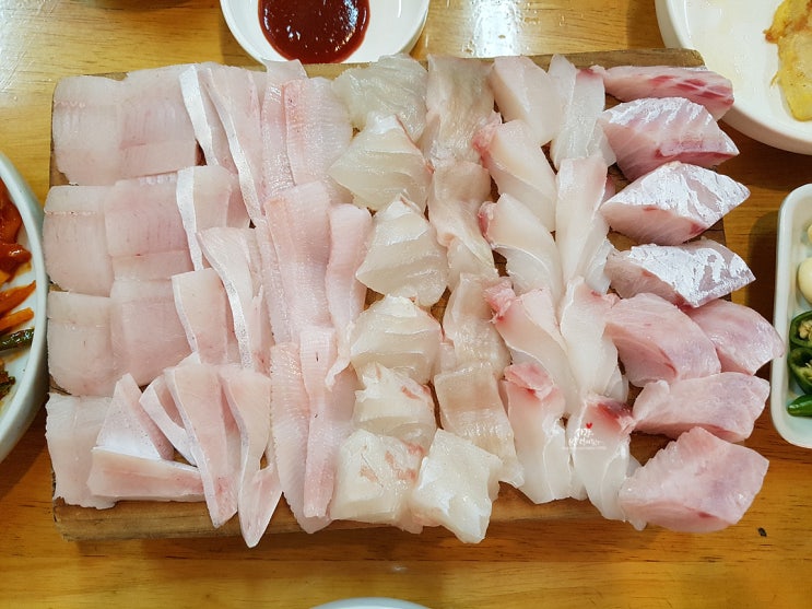 부산 맛집 서구 충무동 자갈치시장역 선어마을 훌륭한 선어회와 지리 네이버 블로그