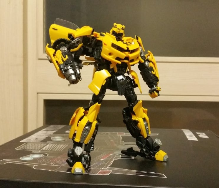 트랜스포머 MPM-03 마스터피스 범블비 : 네이버 블로그