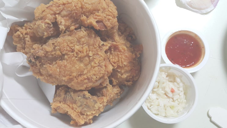 치킨추천★KFC 치킨 한 마리 9pc 치킨추천 핫크리스피 : 네이버 블로그