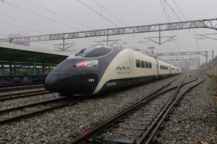 우리나라의 고속열차가 달려온 길 - 400km/h를 넘어 미래로! 차세대 고속열차, HEMU-430X : 네이버 블로그