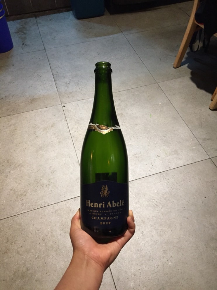 [프랑스 화이트 와인] 앙리 아벨레, 브뤼 Henri Abele, Brut (램스가든) - 샴페인 : 네이버 블로그