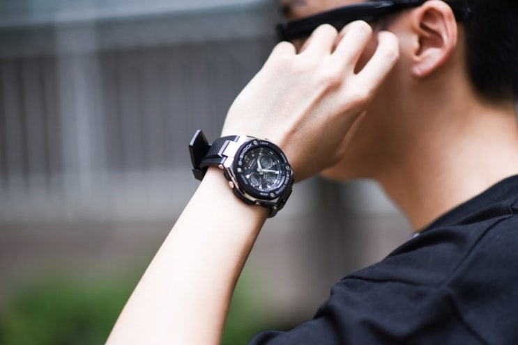 남자 시계 추천 지샥 GST-300 지스틸 끌리는구마 : 네이버 블로그