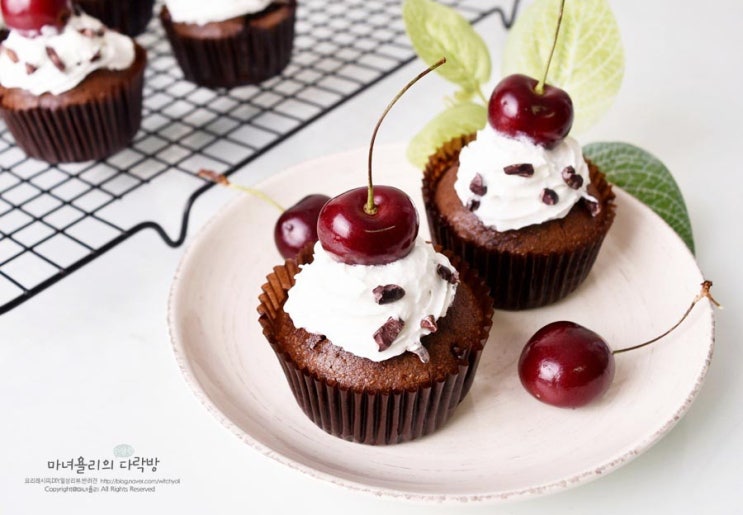 체리 초코컵케이크 만들기, 집에서 빵만들기 쉬워요 : 네이버 블로그