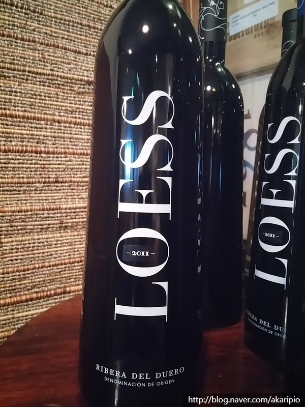 Bodegas Miguel y Ruano, Loess, Ribera del Duero DO, 2011 (보데가스 미겔 이 루아노 ...