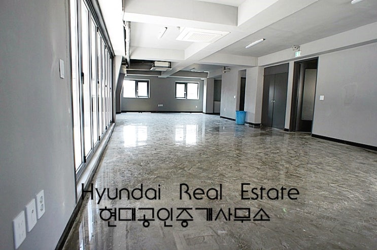 양재역 초 역세권 신축 테라스 사무실임대 지하층과 연층임대가능 노출인테리어 단독테라스 남녀화장실 냉난방기 완비 빠른