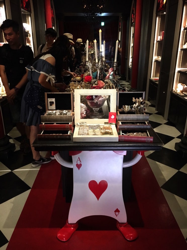 오사카 핫플레이스 수요일의 앨리스 (alice on wednesday) 소품편집샵 : 네이버 블로그