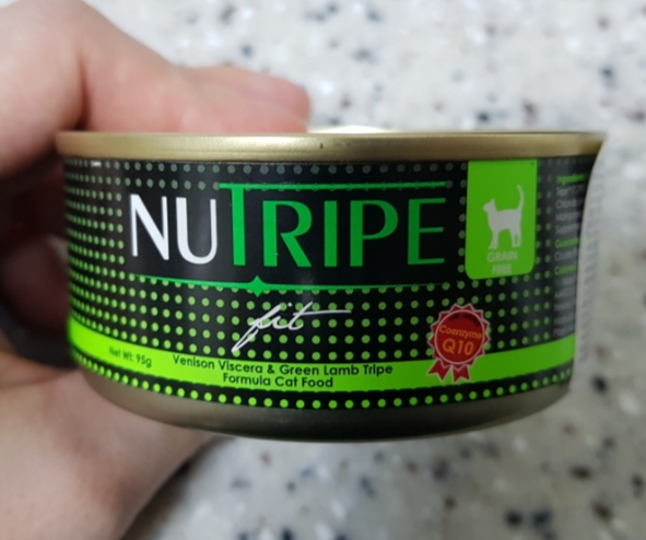 [고양이 주식캔] 뉴트라이프 캣 핏 베니손 비세라 앤 그린 램 트라이프 (Nuripe cat fit venison viscera ...