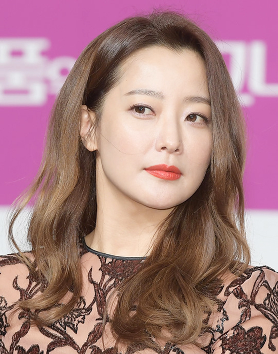 배우 김희선 몸매 관리 다이어트 비법 나이 잊은 동안외모 : 네이버 블로그