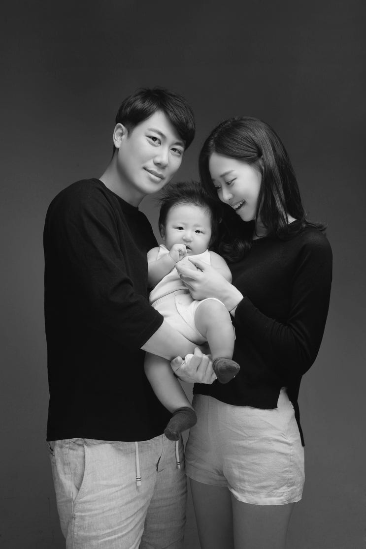 대전스튜디오 그녀의사진 흑백으로 남기는 가족사진 네이버 블로그
