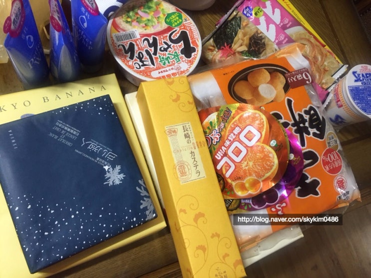 [후쿠오카] 일본 빵 도쿄바나나 딸기빵 편의점 로손 모찌롤 시로이 코이비토 (일본 쿠크다스) : 네이버 블로그