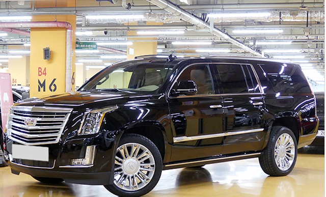 [계약완료]2017년 9월식 캐딜락 올 뉴 에스컬레이드 6.2 V8 ESV AWD 플래티넘 차량을 소개합니다. : 네이버 블로그