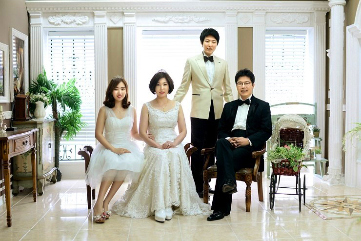 가수원동 관저동 가족사진 리마인드웨딩 앵콜웨딩 전문 서이스튜디오에서 부모님 앵콜웨딩 찍어드리세요 네이버 블로그