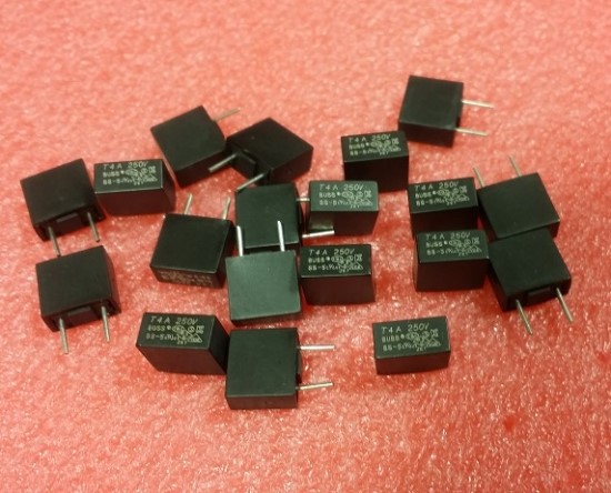 T4A250V BUSS SS-5. 250V4A. Box Radial type. MICRO/PICO Time Lag Fuse ...