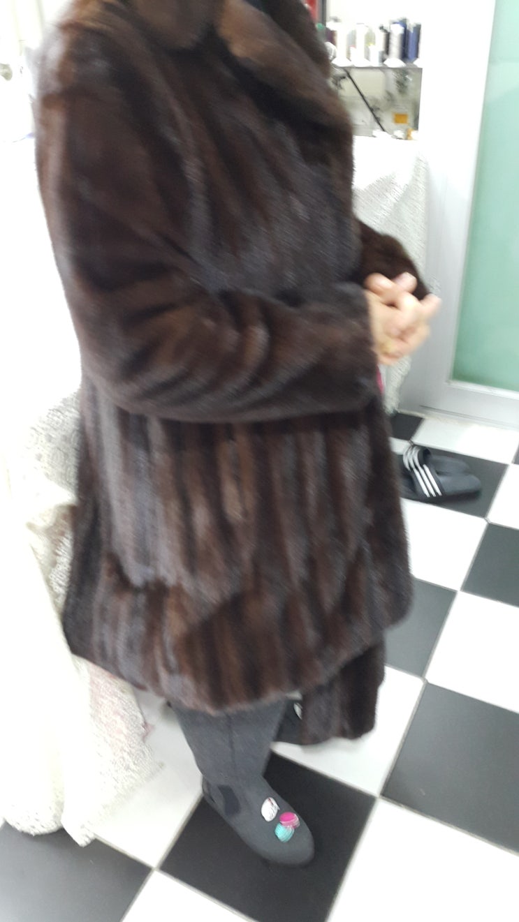 롱 밍크기장소매기장올리기대구밍크코트수선대구무스탕수선대구양피가죽수선킥택배가능합니다서울옷수선인천옷수선대전옷수선