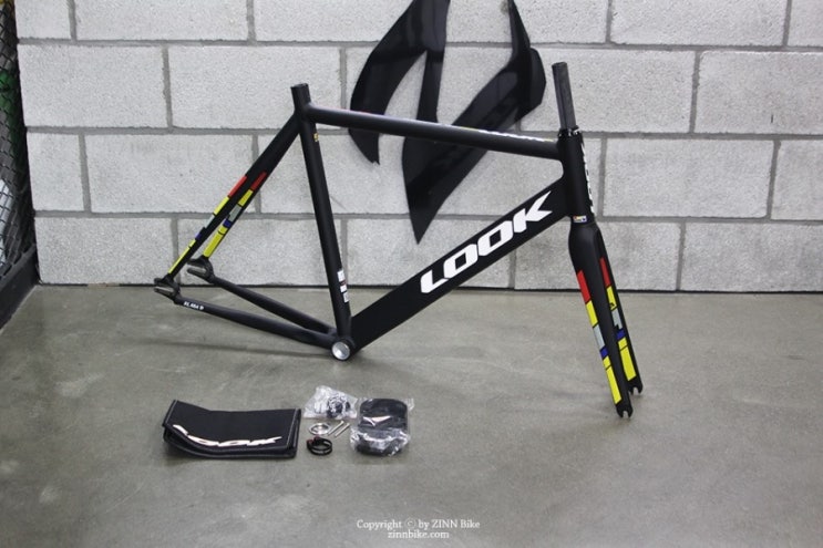 룩 17년 신형 AL 464 프레임셋 출고~! : 네이버 블로그