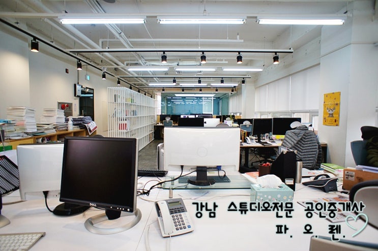 초역세권 쇼핑몰 및 쇼룸 스튜디오임대 노출천정 대로변 통유리시공 네이버 블로그