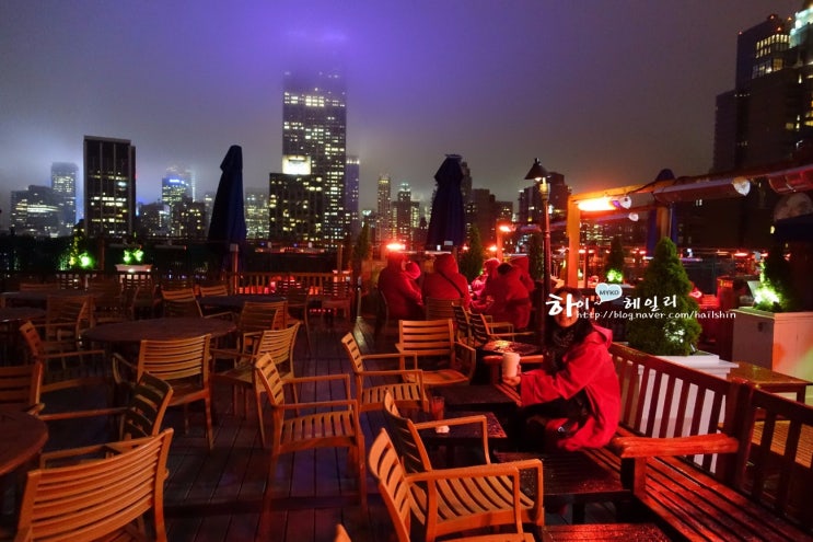 뉴욕 루프탑 바 '230 fifth' /비 오는 날 뉴욕 루프탑바 230 fifth에서 뉴욕 야경을..뉴욕야경명소 : 네이버 블로그